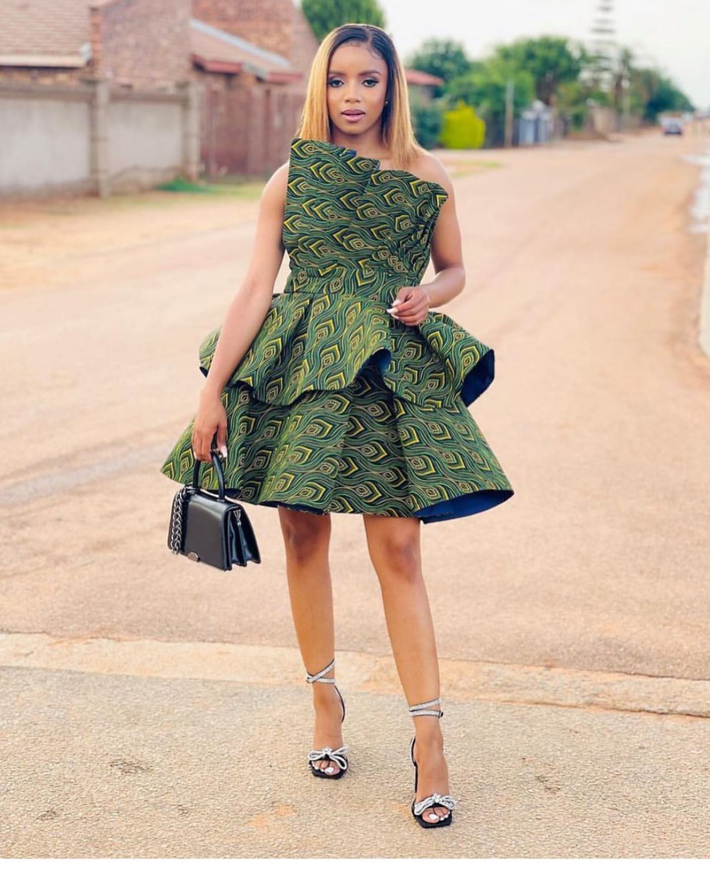 50 Short Gown Ankara Fashion Dresses for Beautiful and Classy Ladies ...
