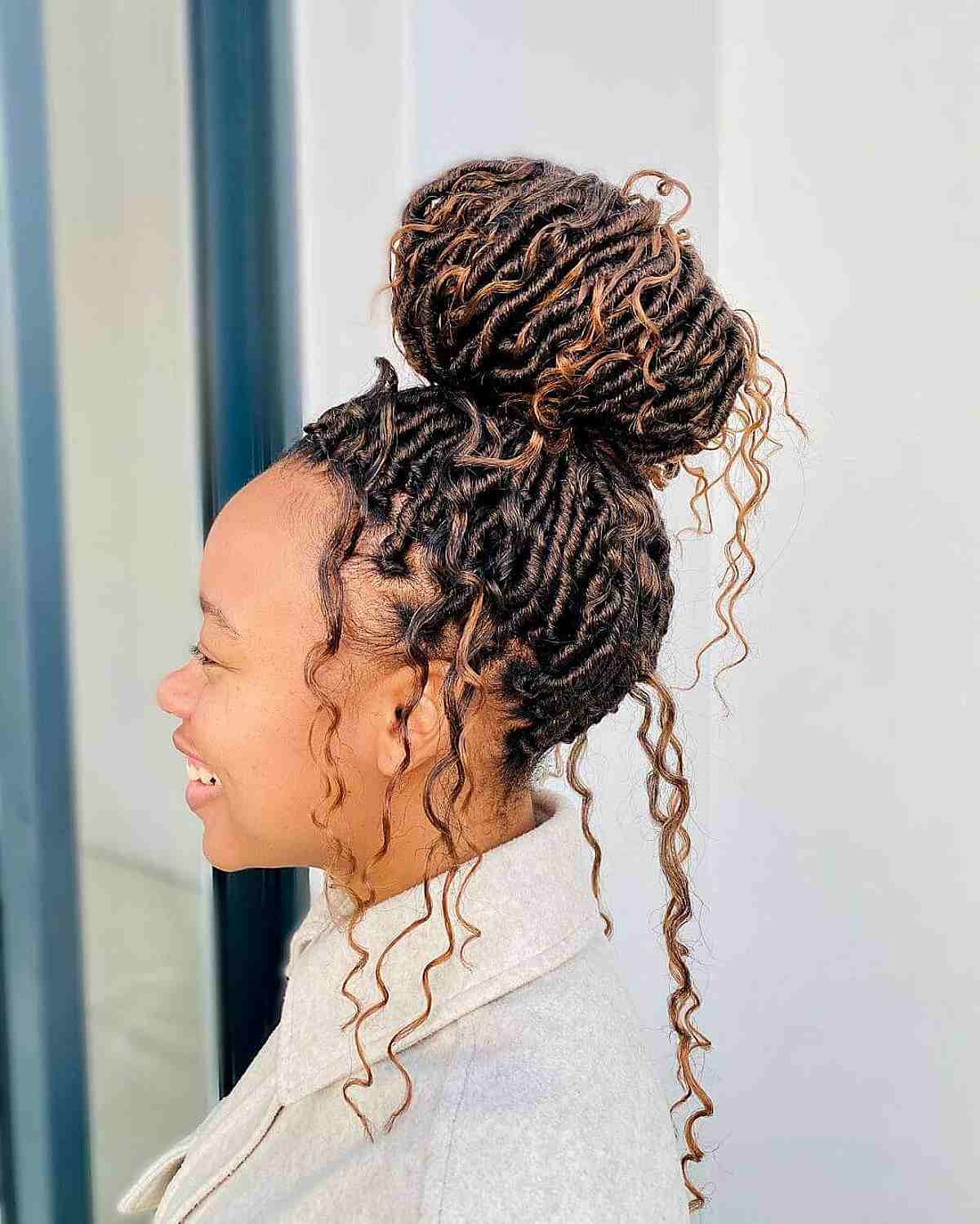 40 Hottest Ways to Style Faux Locs Hairstyle to Look Beautiful ...