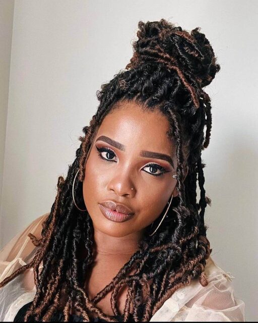 40 Hottest Ways to Style Faux Locs Hairstyle to Look Beautiful ...