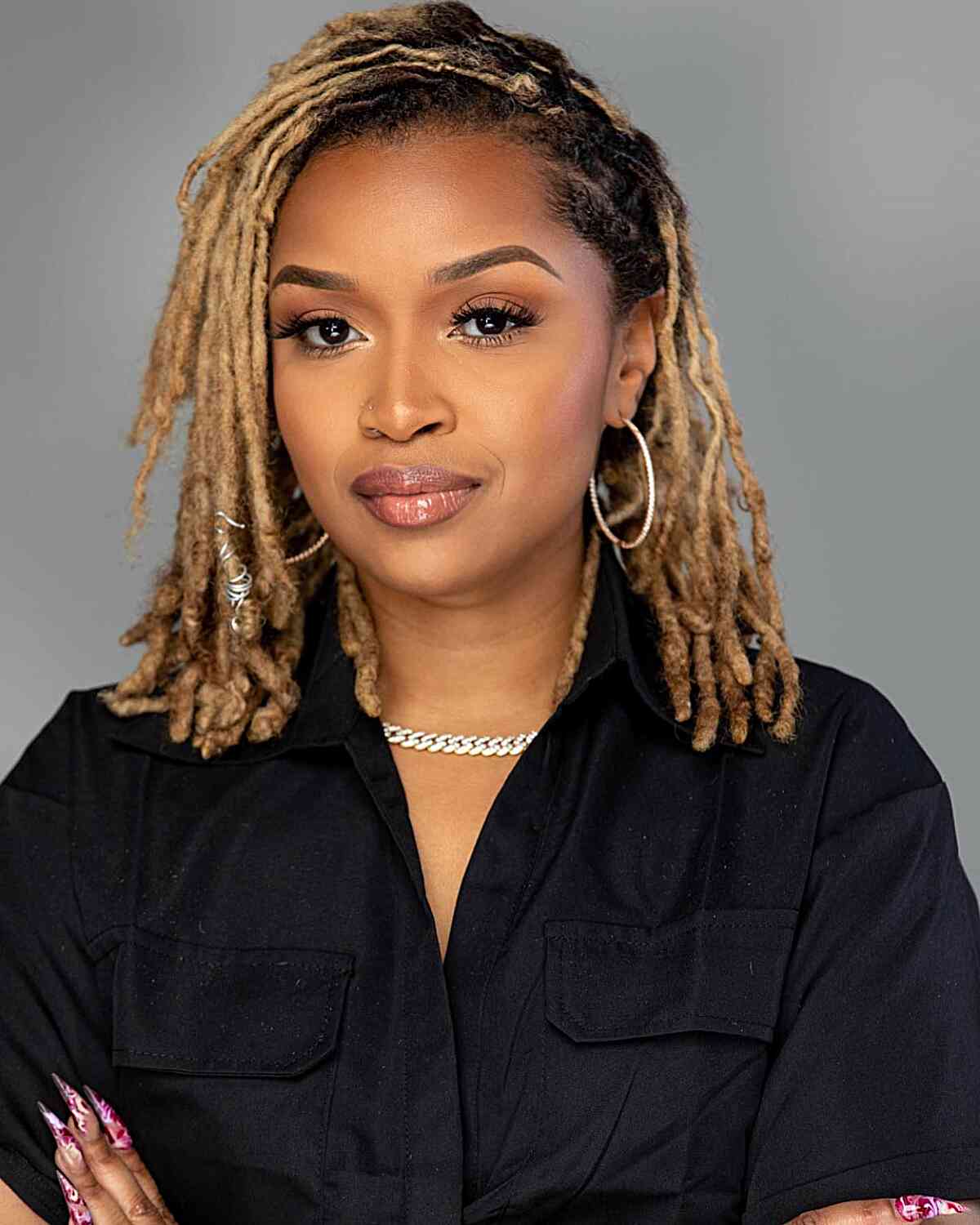 40 Hottest Ways to Style Faux Locs Hairstyle to Look Beautiful ...